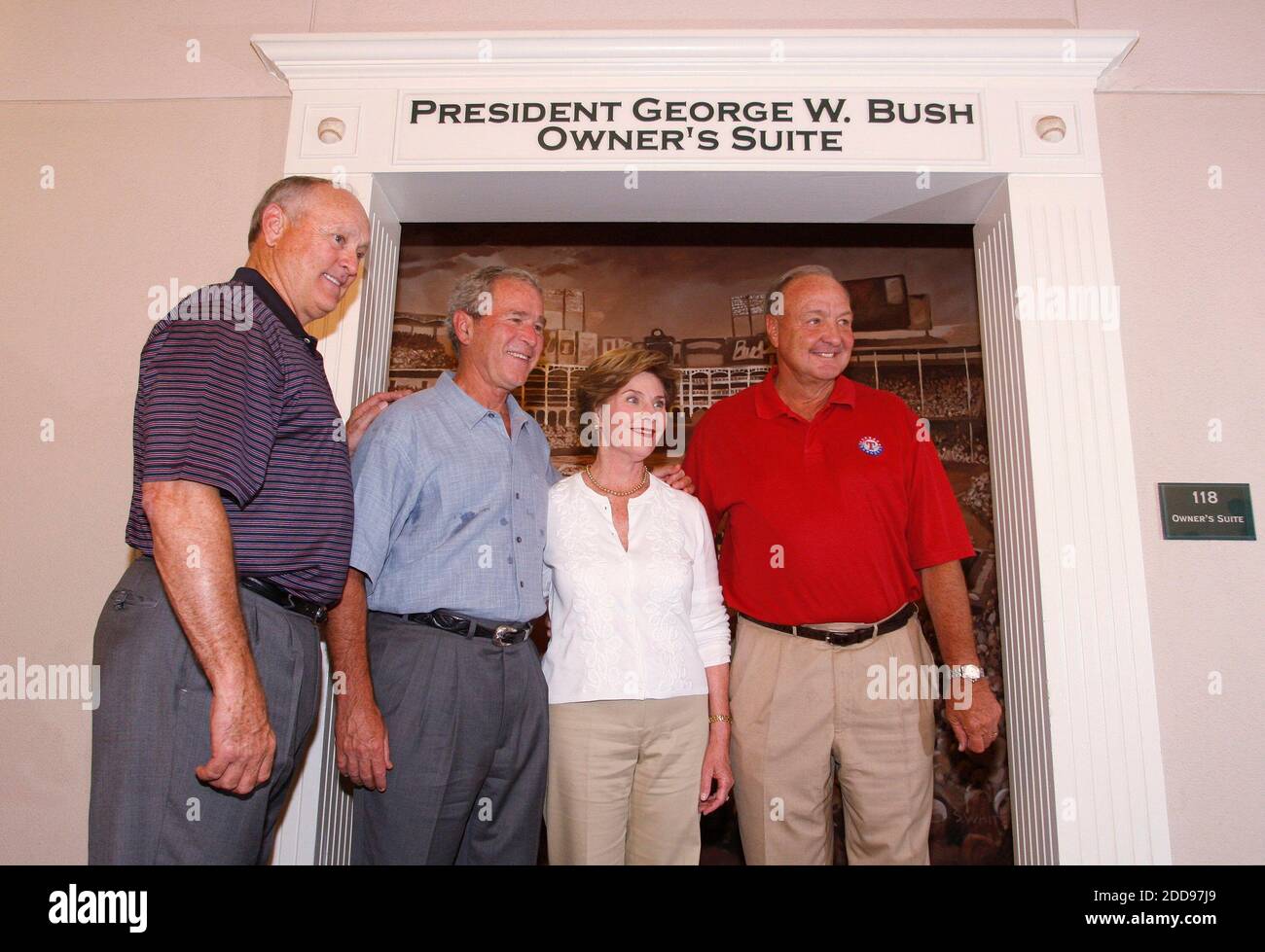 NO FILM, NO VIDEO, NO TV, NO DOCUMENTARY - Posing after the dedication ...