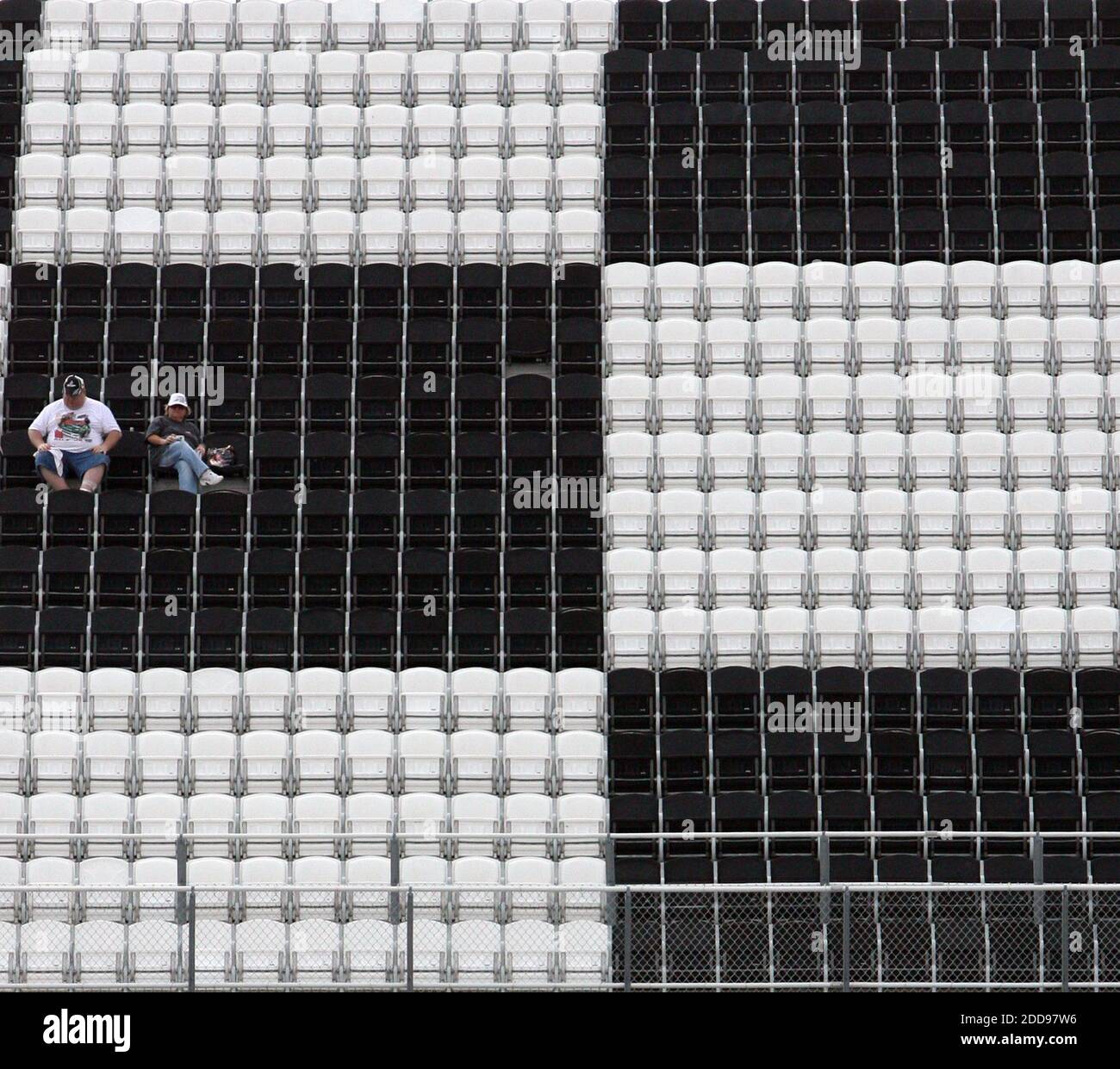 Empty grandstands daytona international speedway hi-res stock ...