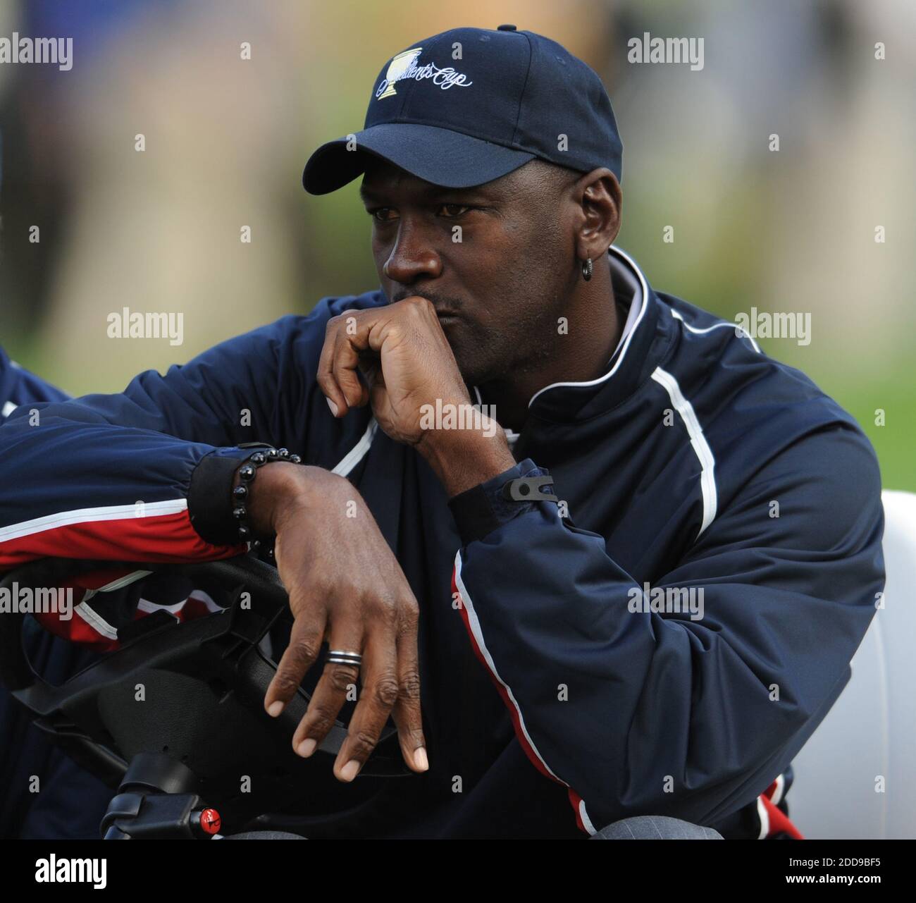 Michael jordan team usa hi-res stock photography and images - Alamy