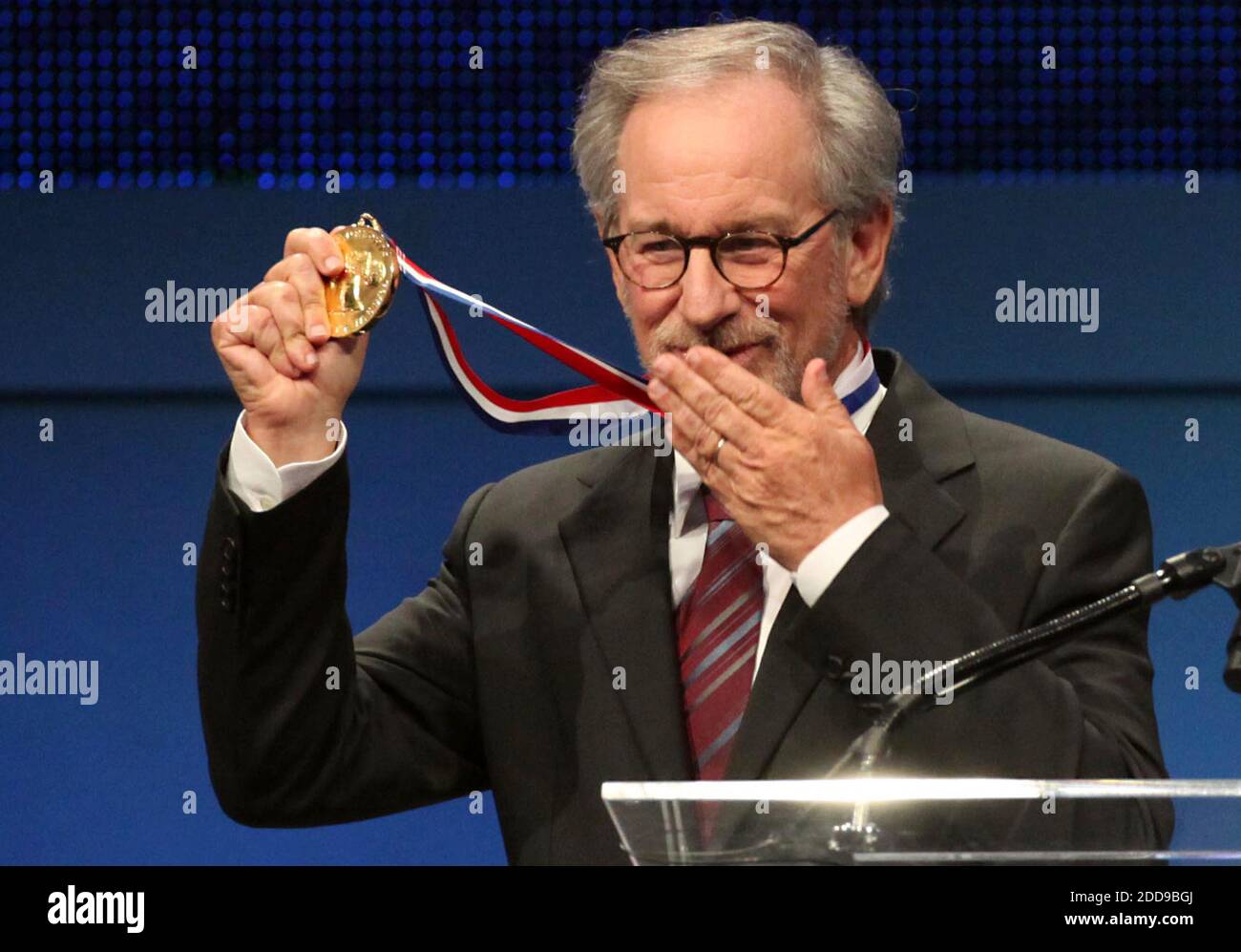 NO FILM, NO VIDEO, NO TV, NO DOCUMENTARY - Director Steven Spielberg ...