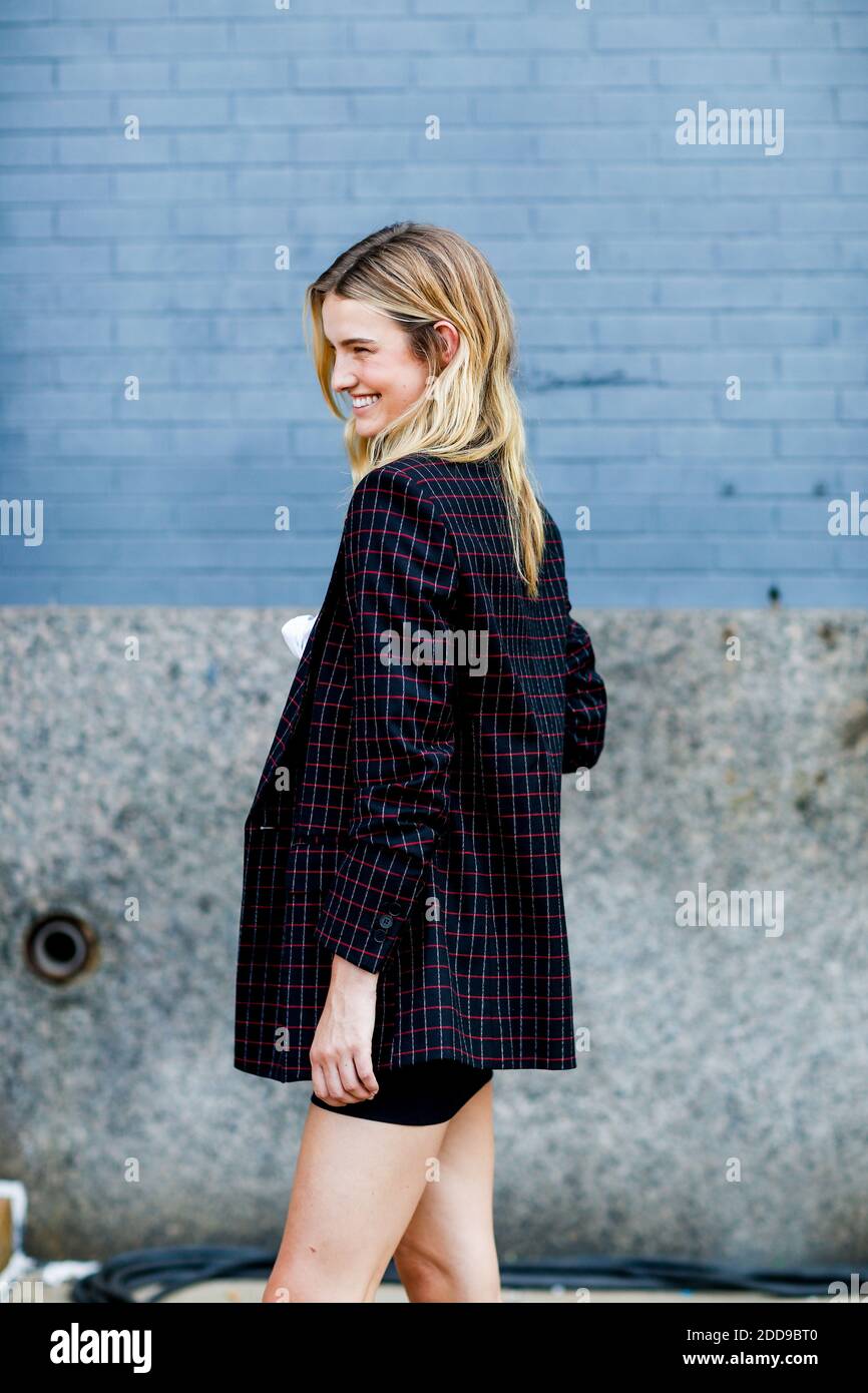 Street style, Brooke Lynn Buchanan arriving at Noon by Noor spring ...