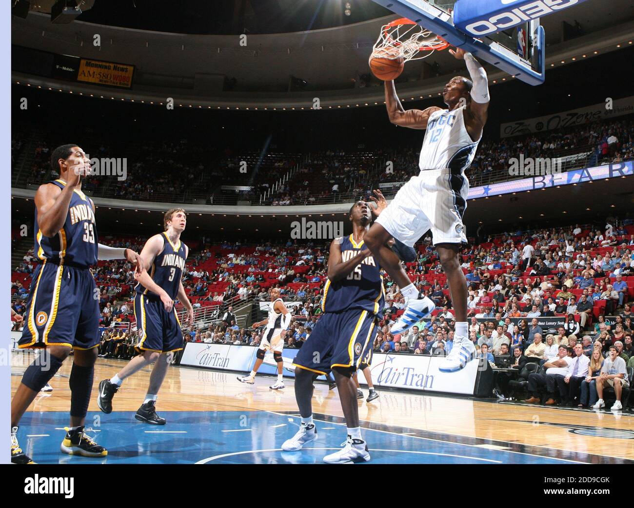 Roy dwight hi-res stock photography and images - Alamy