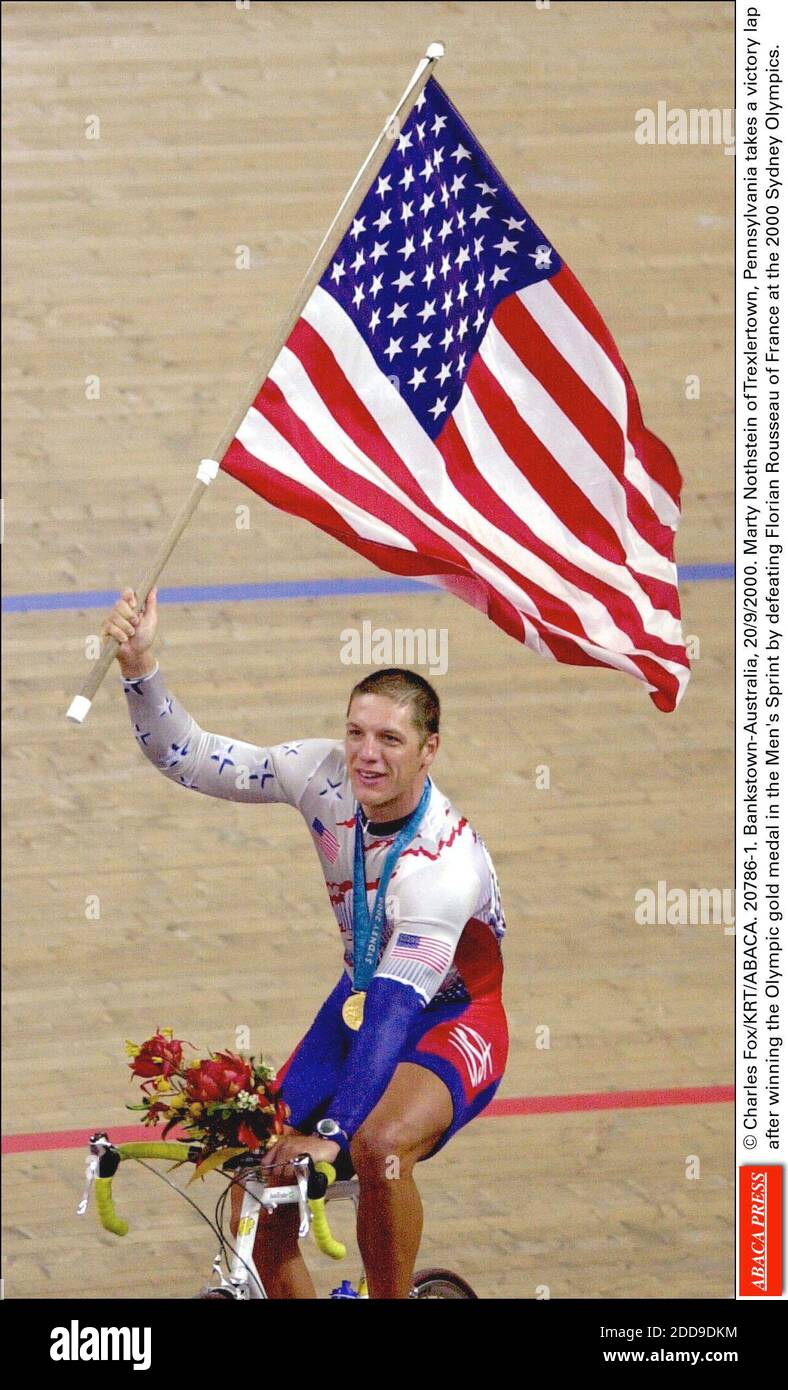 Drapeau sur pied hi-res stock photography and images - Alamy