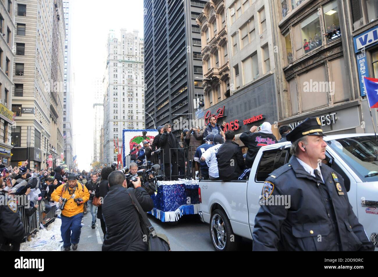 New york yankees parade hi-res stock photography and images - Alamy