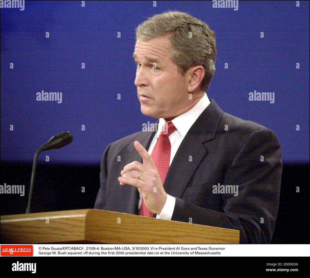 Debate bush gore hi-res stock photography and images - Alamy