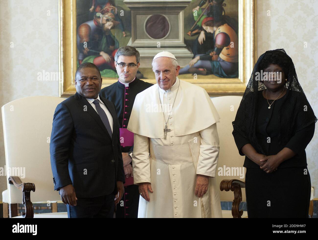 Pope Francis meets with President of Mozambique, Filipe Nyusi and his ...