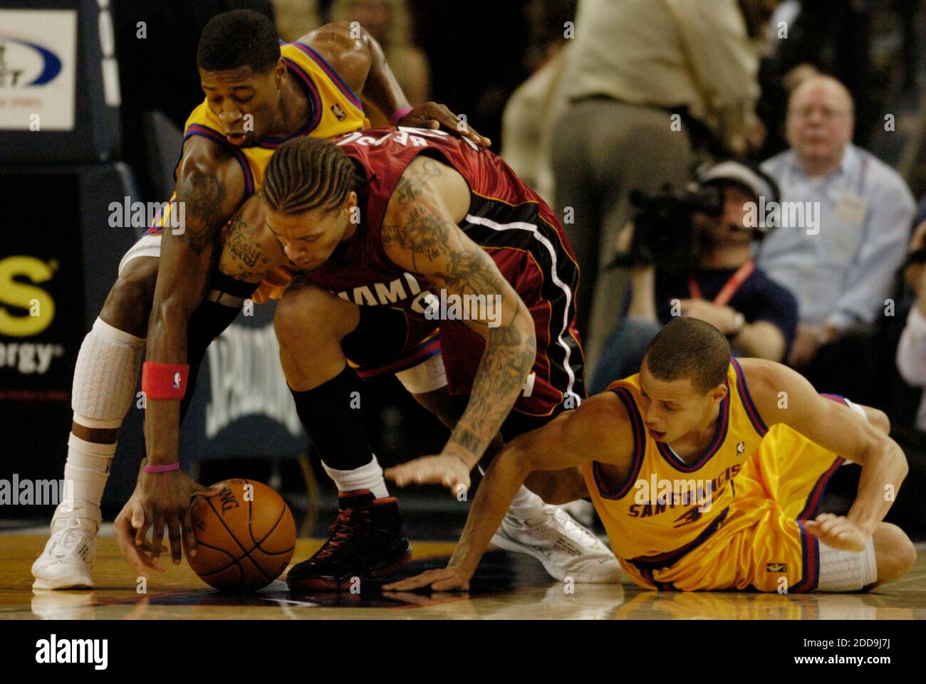 Stephen curry usa in action hi-res stock photography and images - Alamy