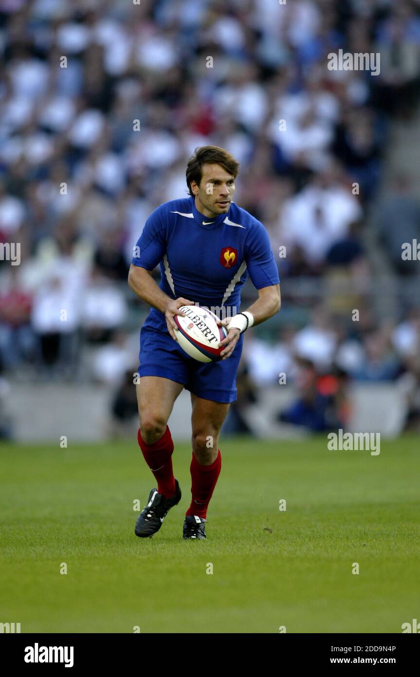 Rubgy ball hi-res stock photography and images - Alamy