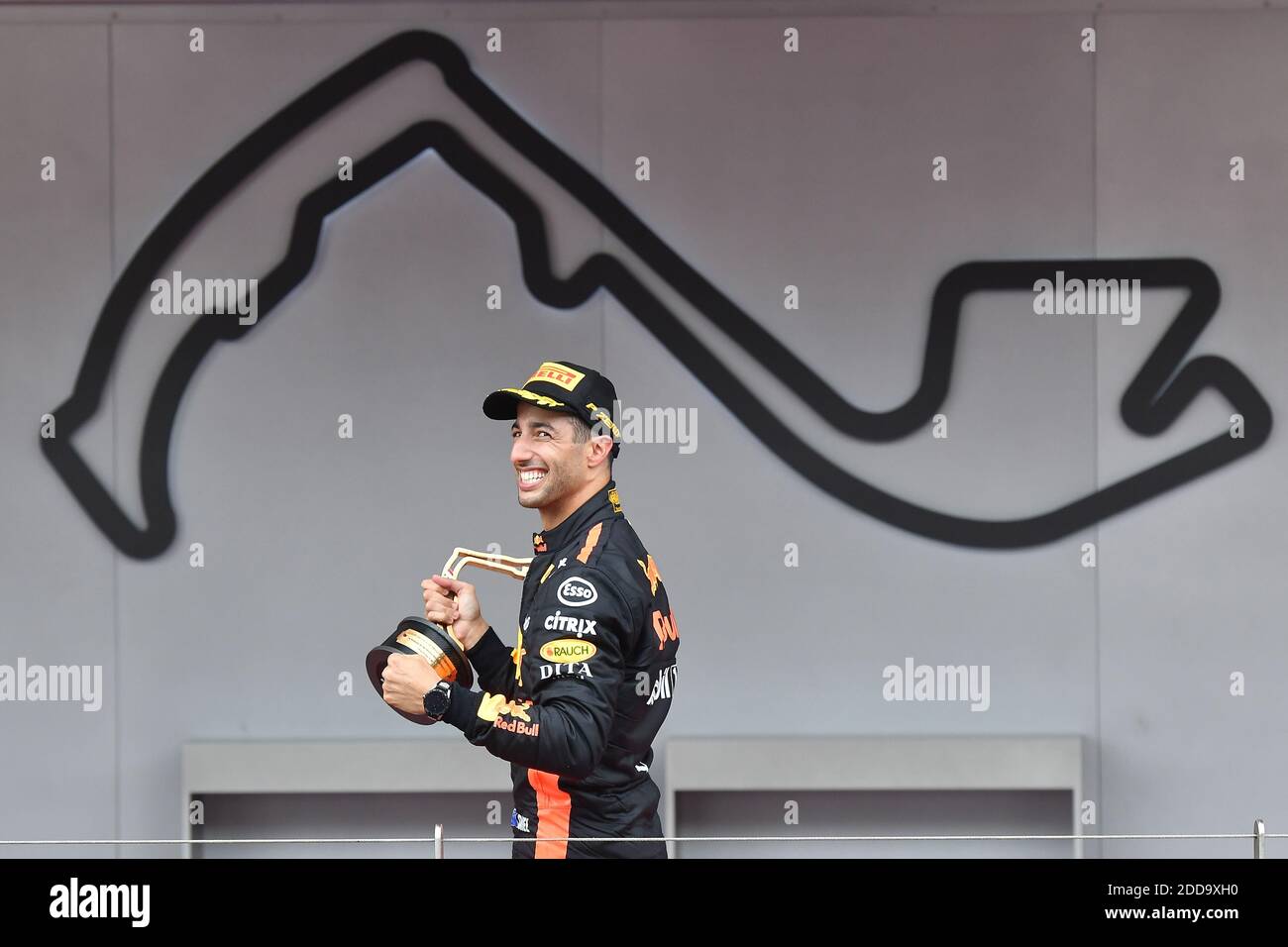 Race winner Daniel Ricciardo of Australia and Red Bull Racing ...