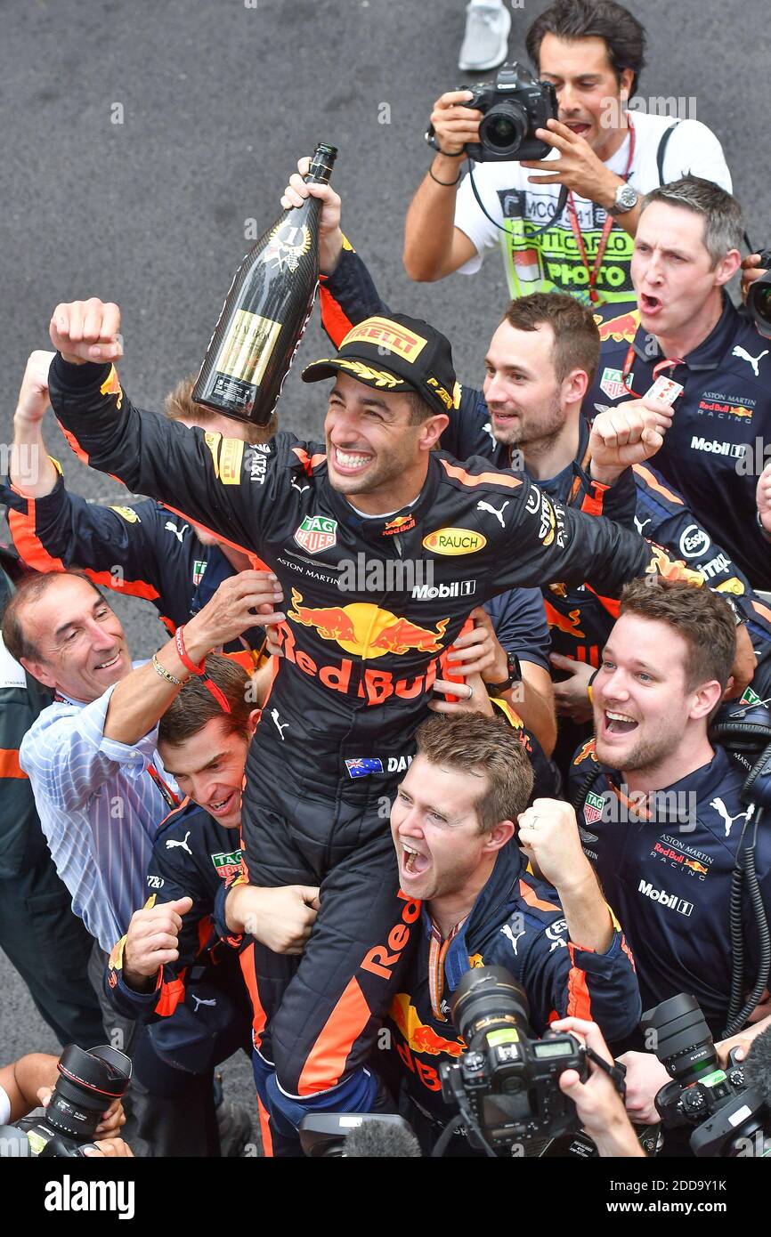 Race winner Daniel Ricciardo of Australia and Red Bull Racing during ...