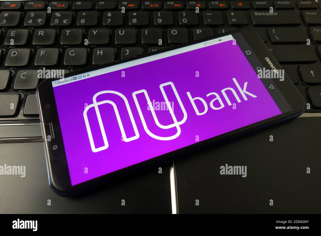 Nubank icon hi-res stock photography and images - Alamy