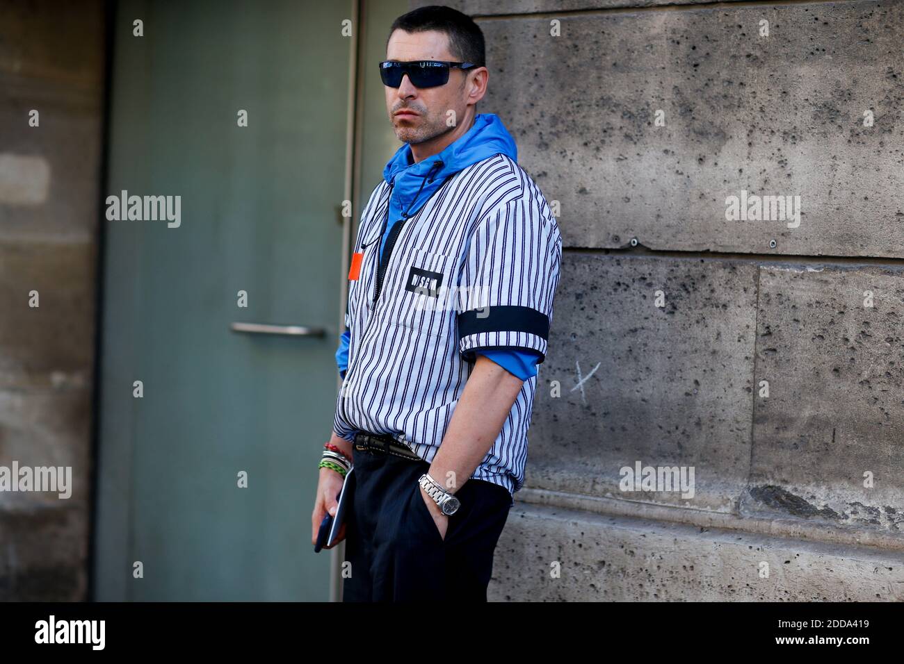 Street style, Alex Badia arriving at Valentino Spring-Summer 2019 ...