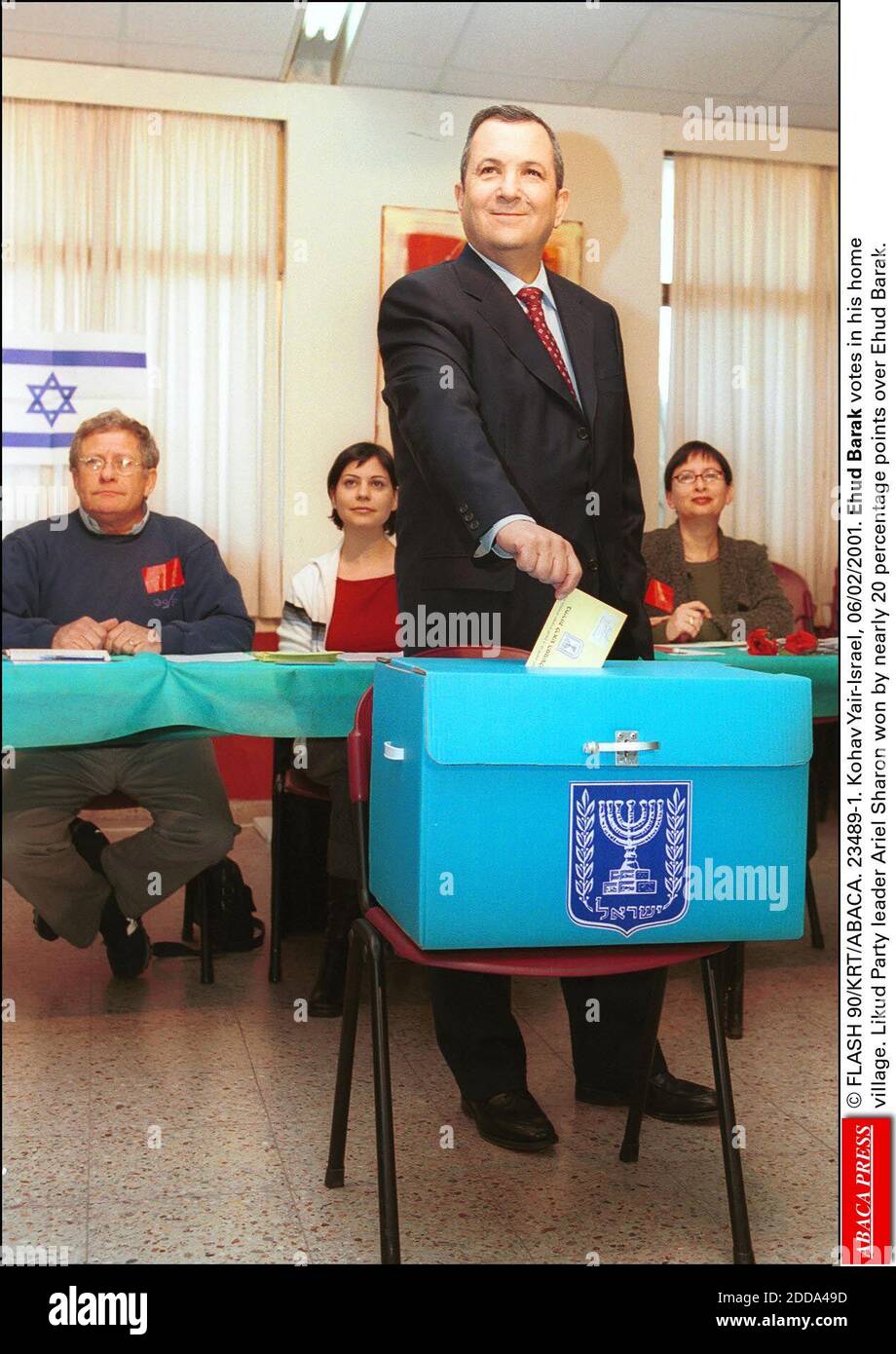 Ariel sharon 2001 hi-res stock photography and images - Alamy