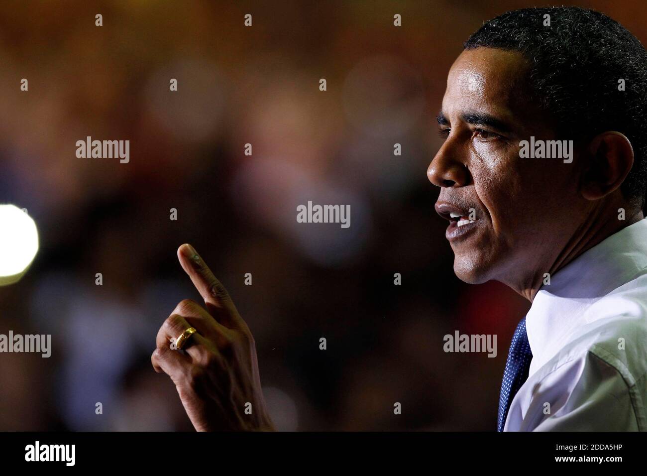 Ford explorer town hi-res stock photography and images - Alamy