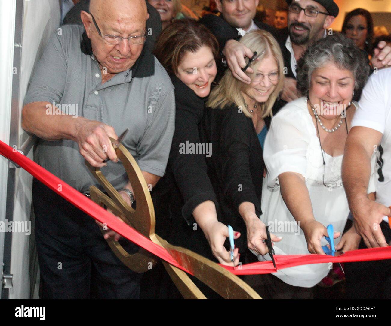 Angelo dundee hi-res stock photography and images - Alamy