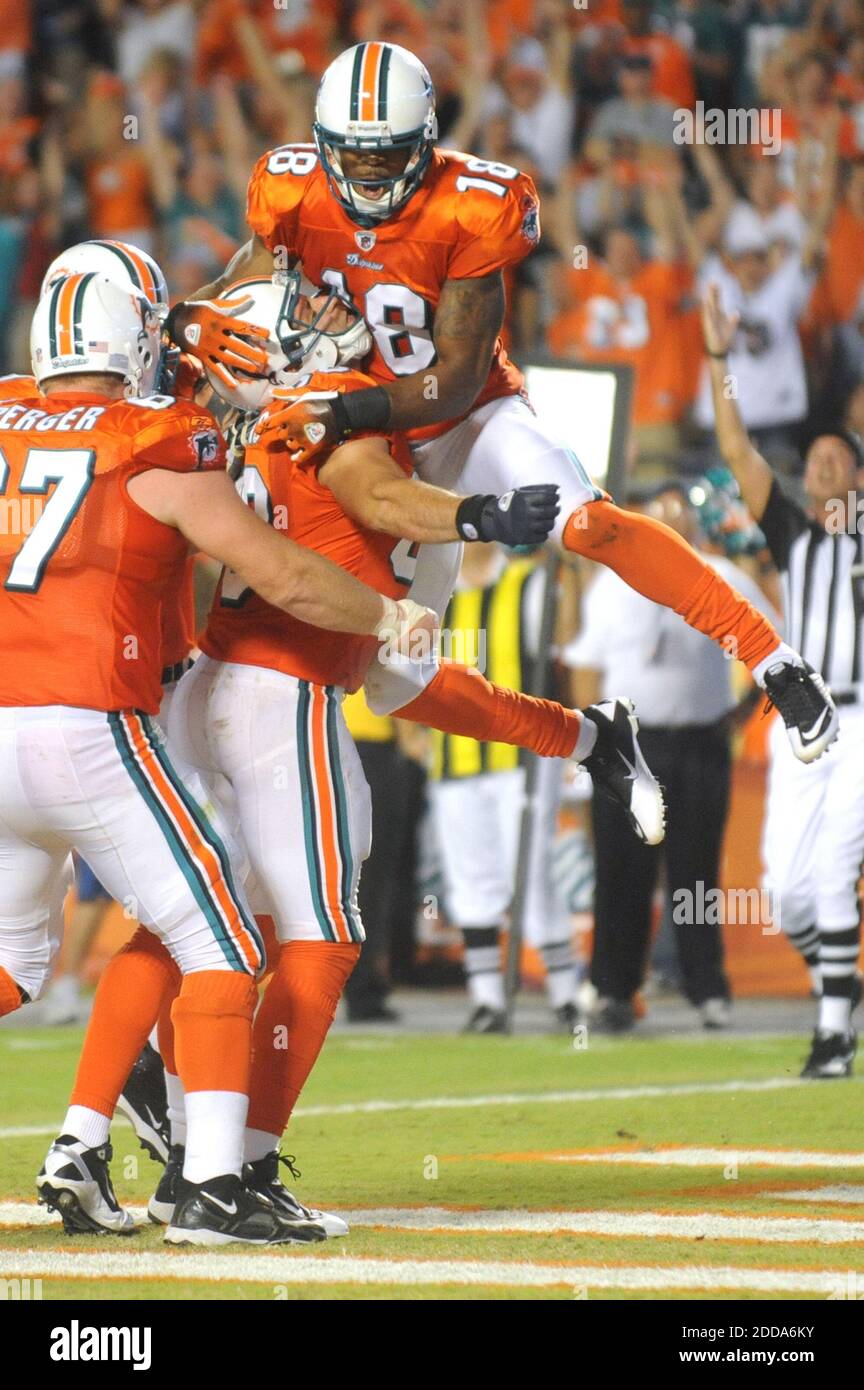 Roberto wallace hi-res stock photography and images - Alamy