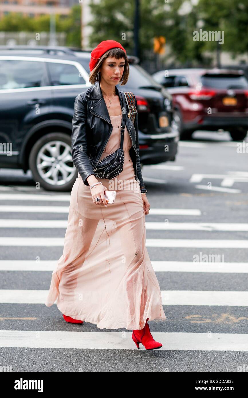 Street style, Thania Peck arriving at Self Portrait spring summer 2019 ...