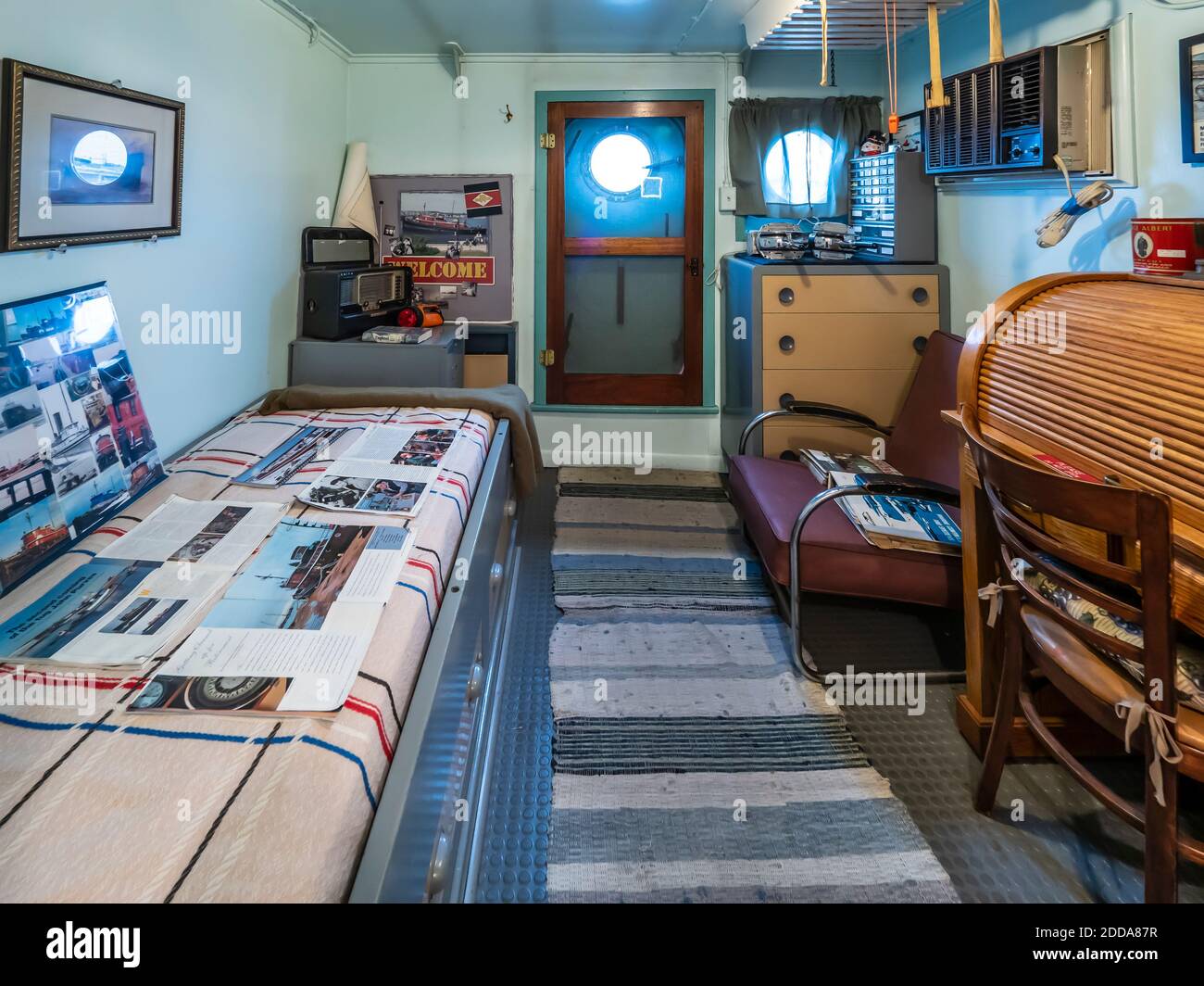 Chief engineer's quarters, John Purves tugboat, Door County Maritime ...