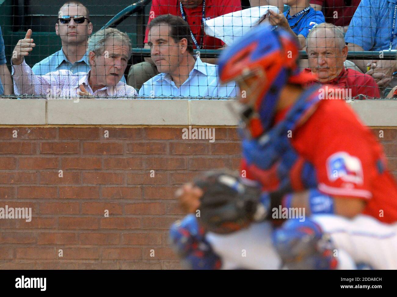 President nolan ryan hi-res stock photography and images - Alamy