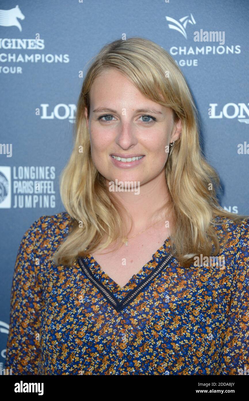 Alice Weill La Rocca assiste a la conference de presse de lancement du ...