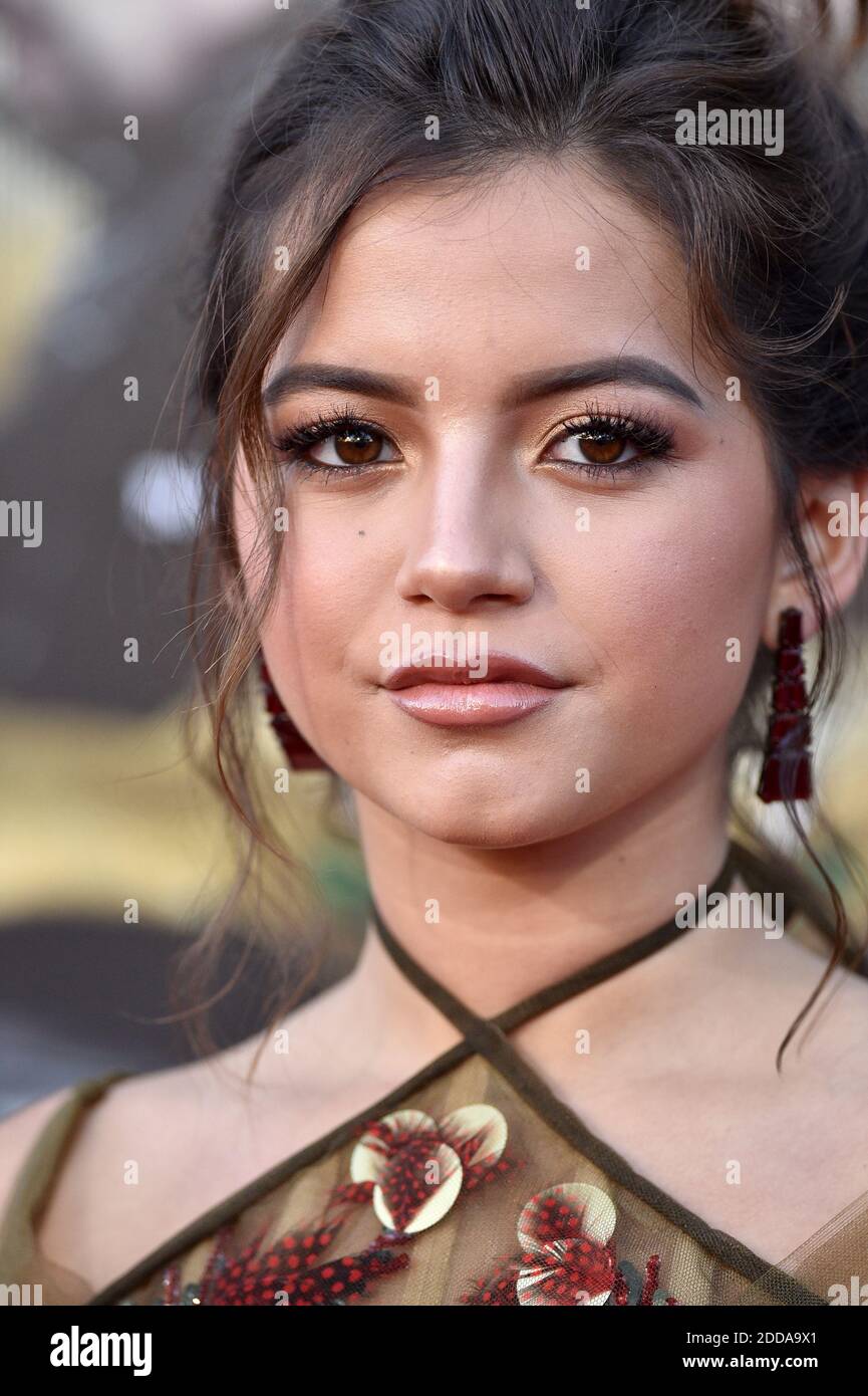 Isabella Moner attends the premiere of Columbia Pictures' 'Sicario: Day ...