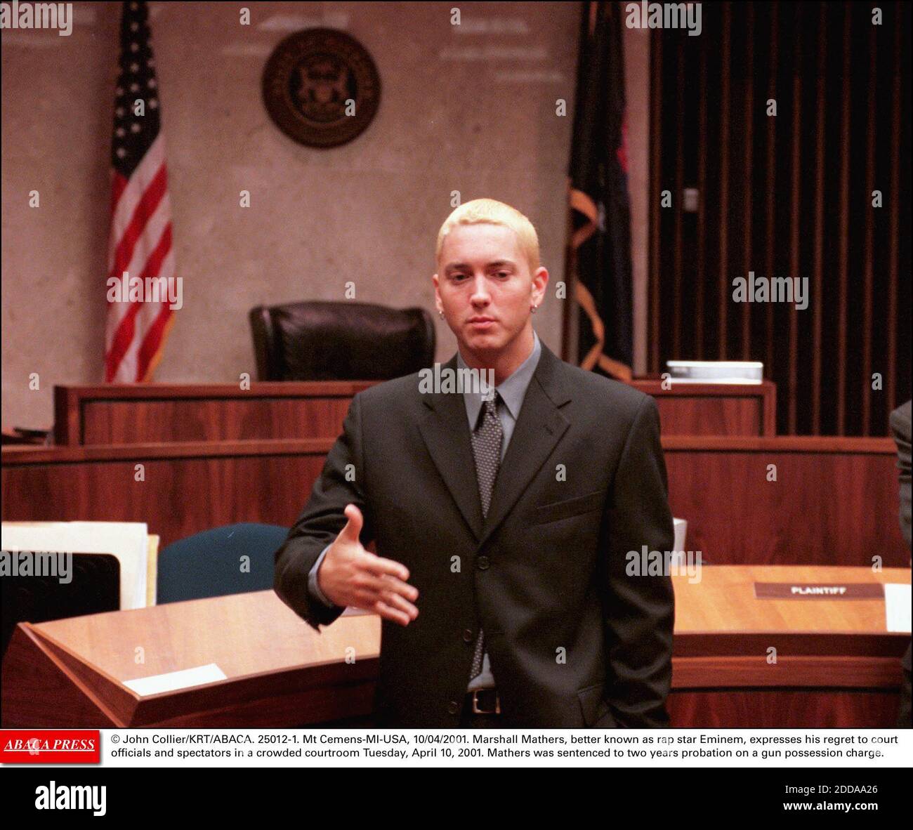 Crowded courtroom hi-res stock photography and images - Alamy