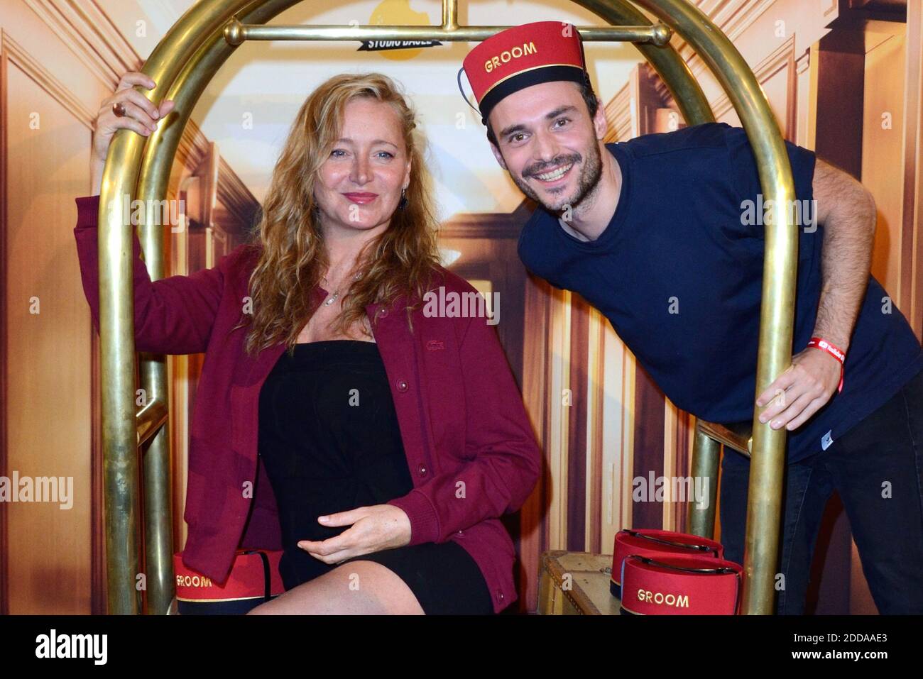Julie Ferrier et Jerome Niel at the premiere of YouTube series Les ...
