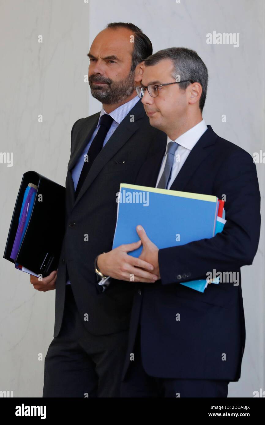 Prime Minister Edouard Philippe and General-Secretary of the Presidency ...