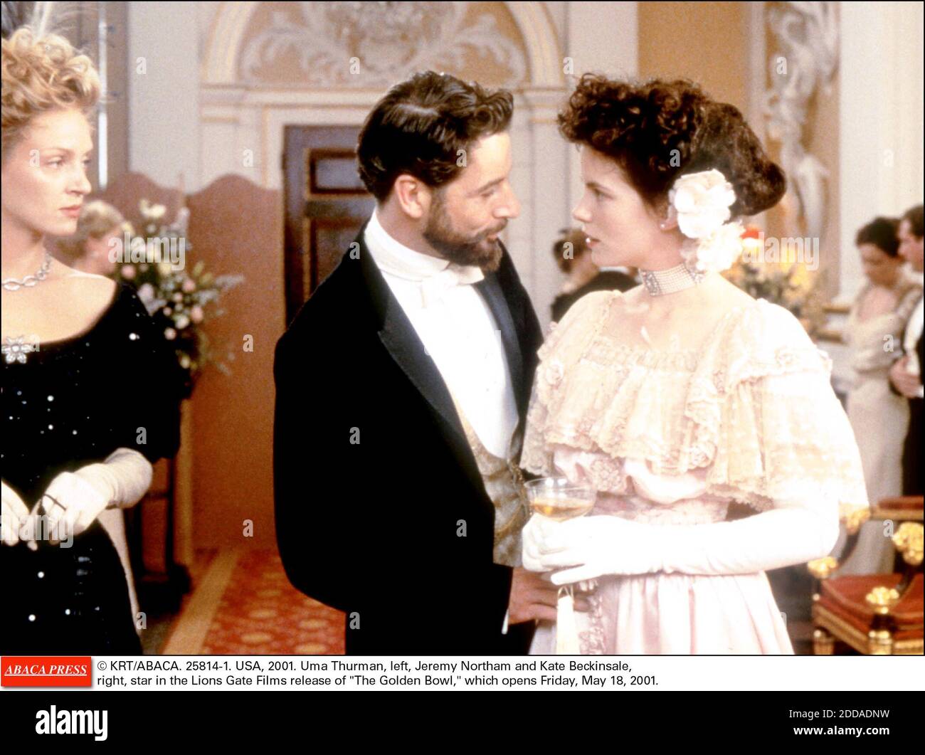 Kate beckinsale 2001 hi-res stock photography and images - Alamy