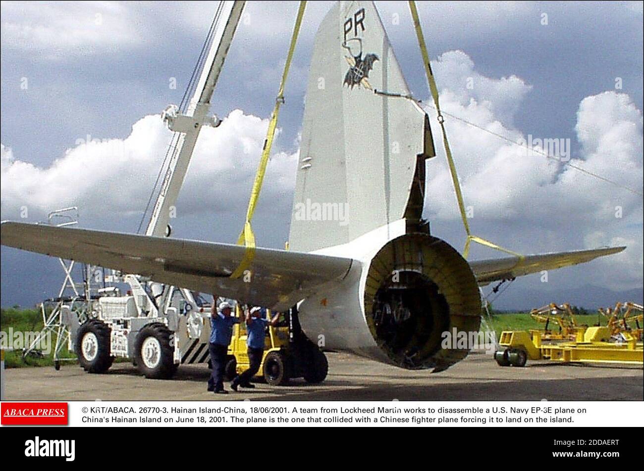 NO FILM, NO VIDEO, NO TV, NO DOCUMENTARY - © KRT/ABACA. 26770-3. Hainan ...