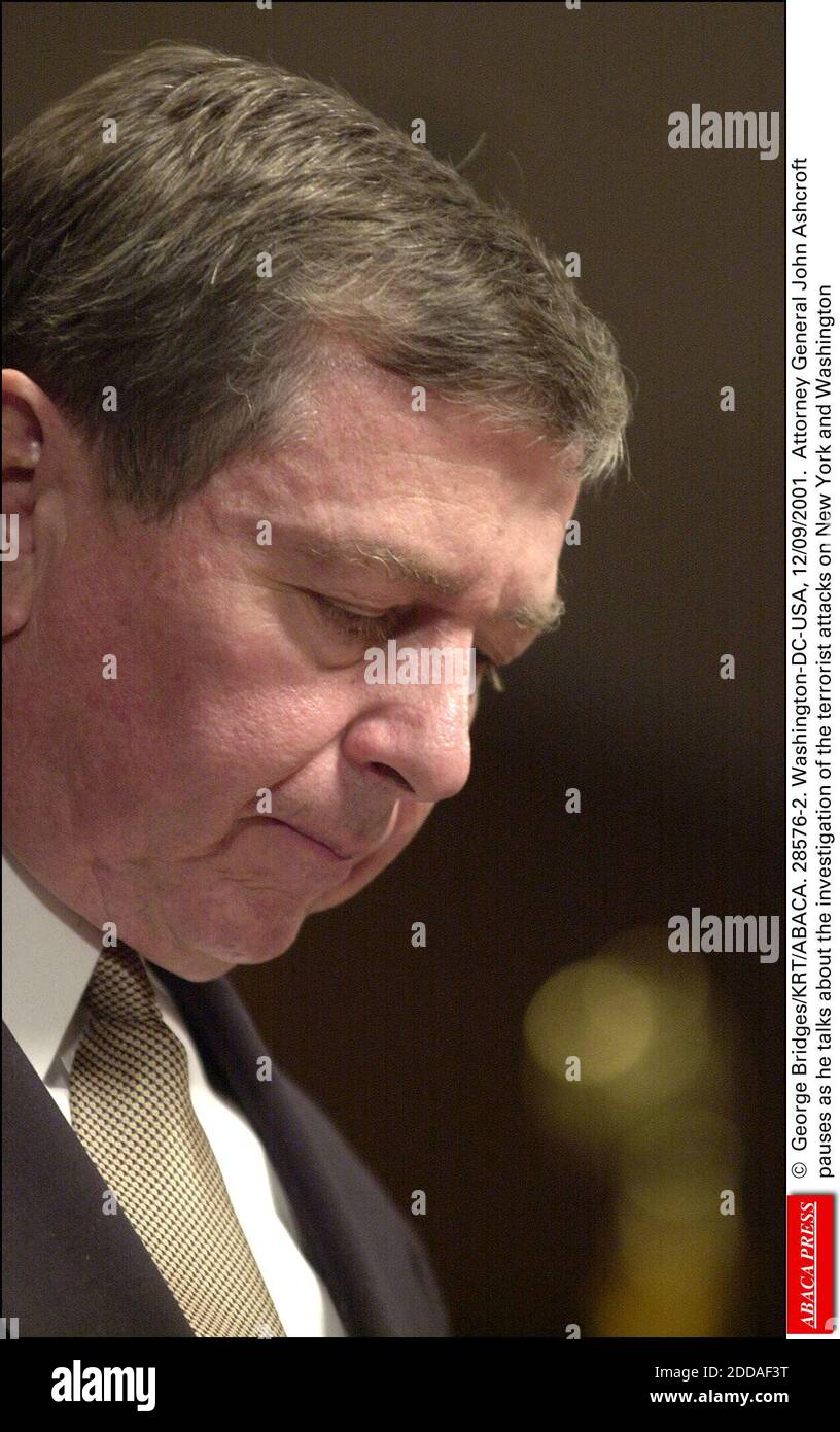 John ashcroft 2001 hi-res stock photography and images - Alamy
