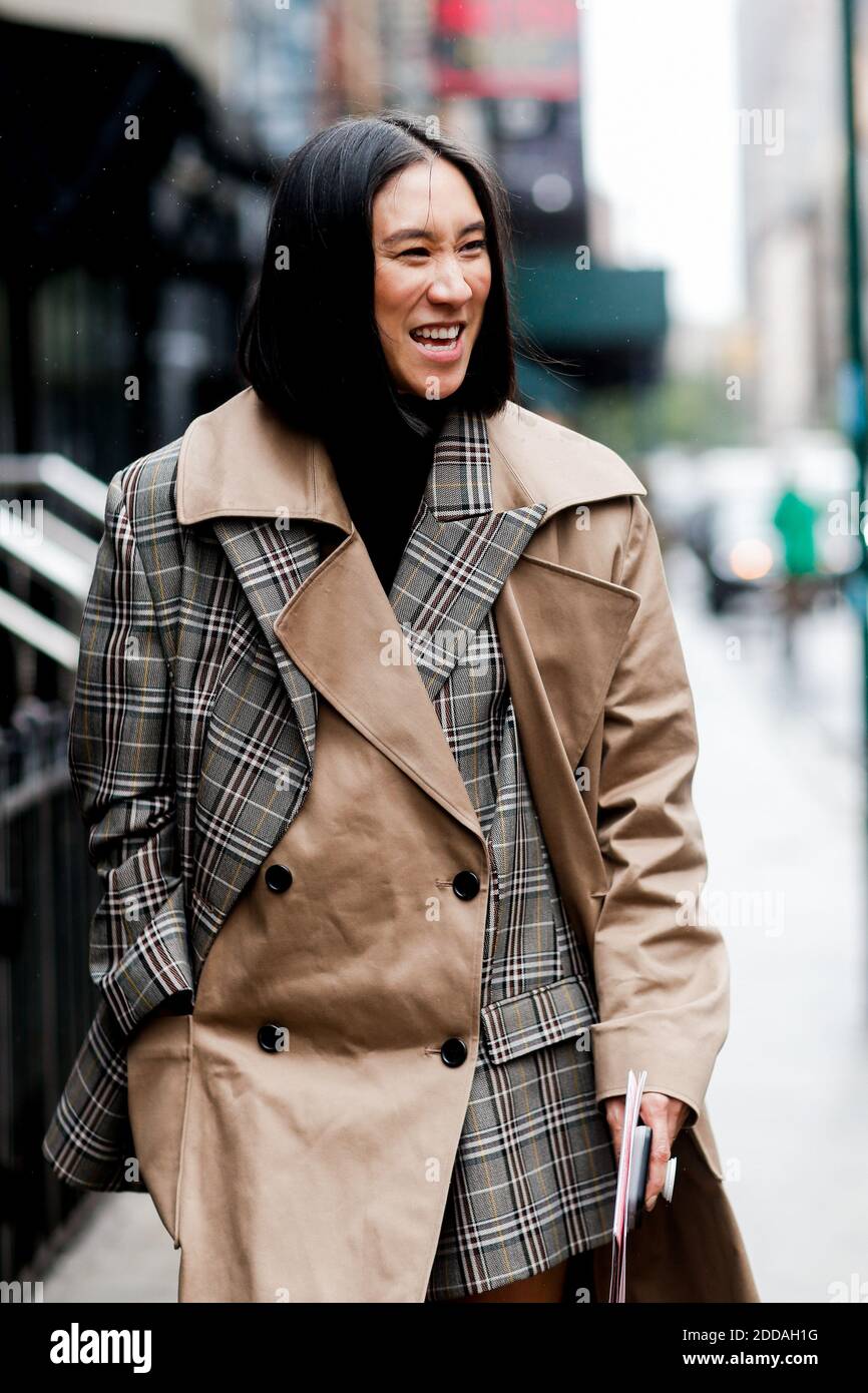 Street style, Eva Chen arriving at 3.1 Phillip Lim spring summer 2019 ...