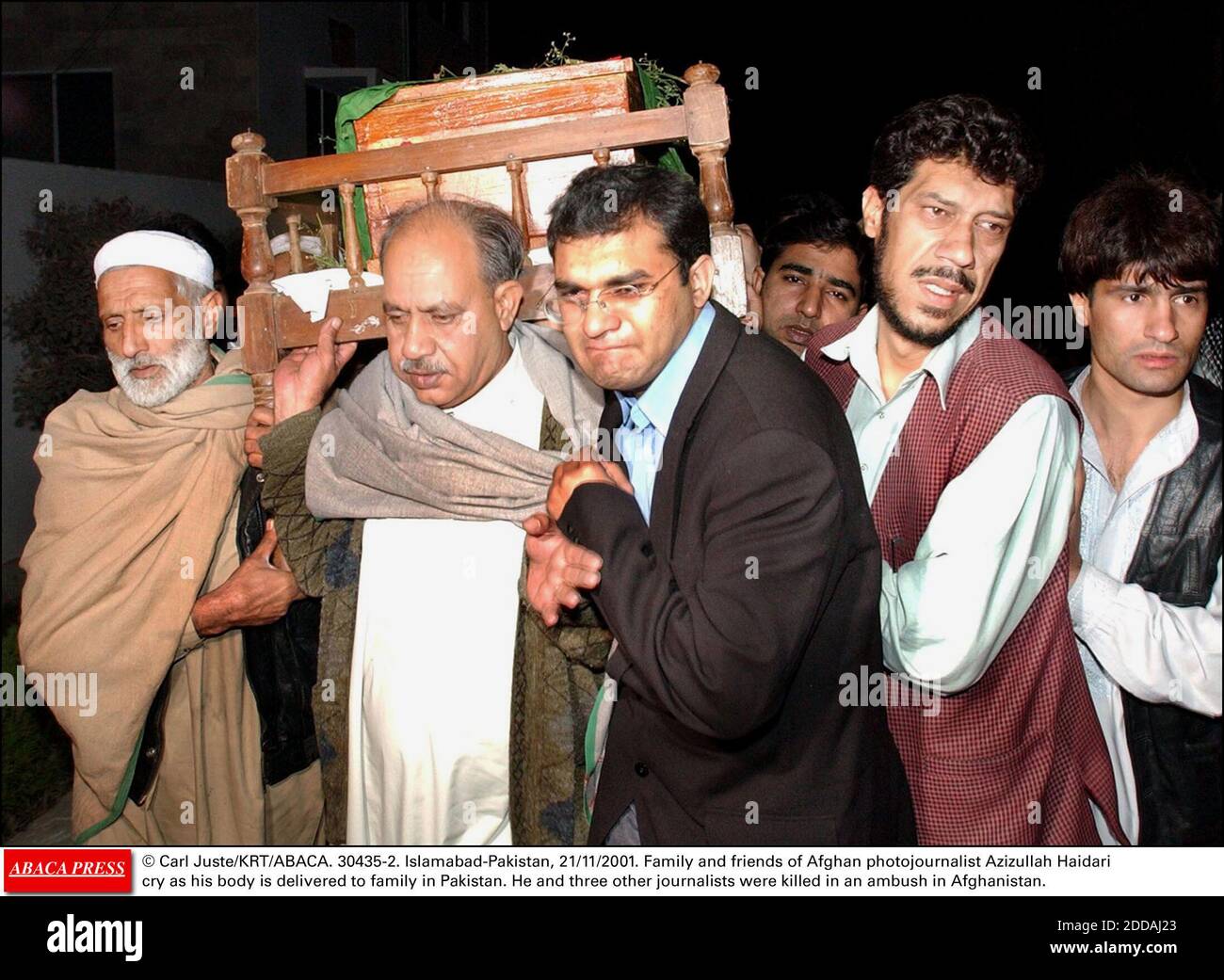 Pakistan afghanistan friends hi-res stock photography and images - Alamy