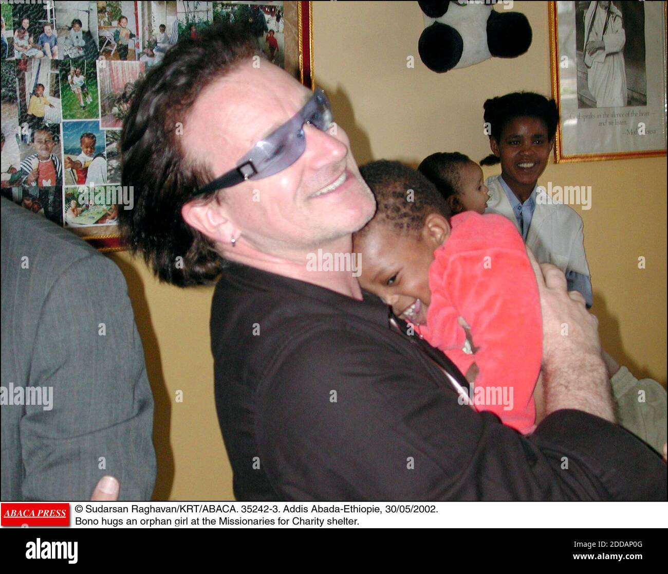 Bono charity hi-res stock photography and images - Alamy