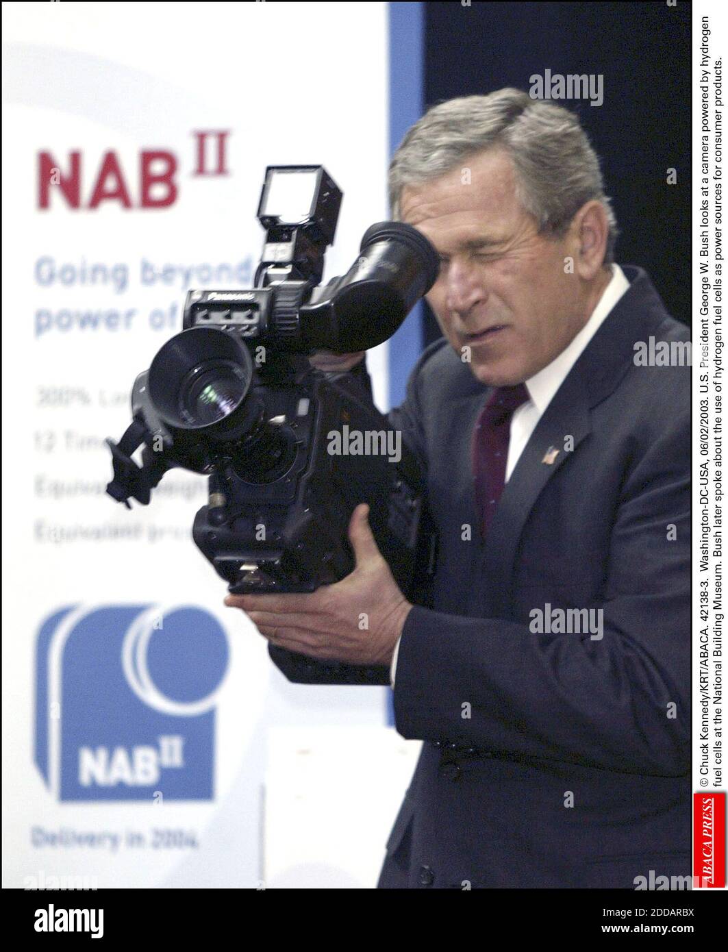 Hydrogen fuel cells hi-res stock photography and images - Alamy