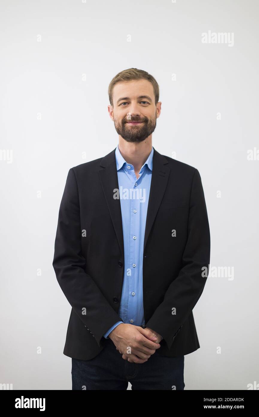 PORTRAIT : Frederic Says appears on Dimanche En Politique political ...