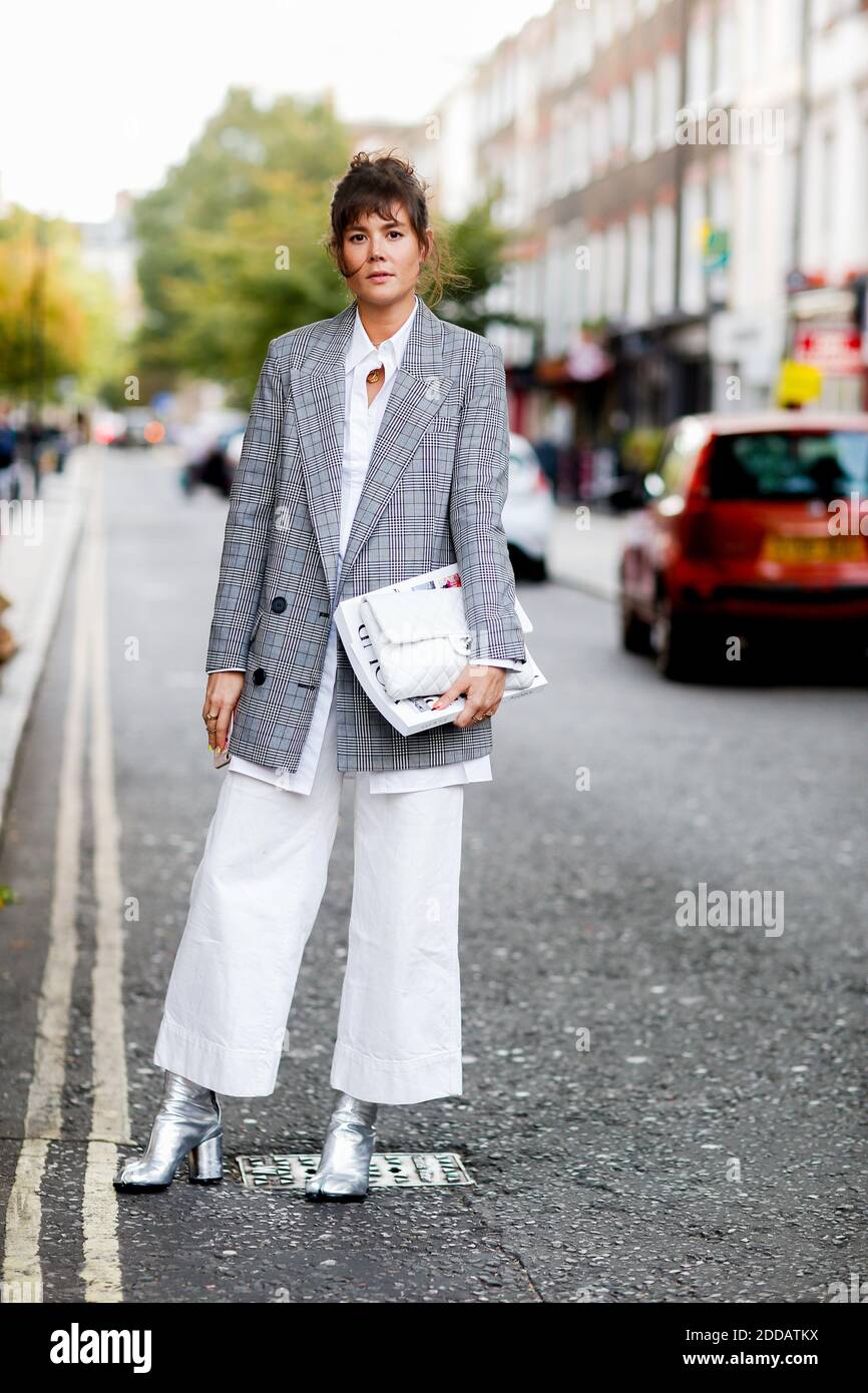 Street style, Louise Chen arriving at JW Anderson spring summer 2019 ...