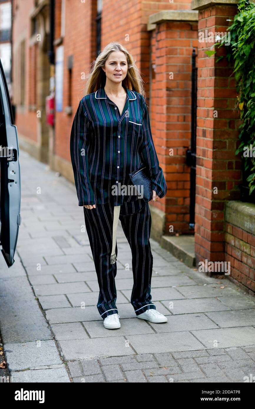 Street style, arriving at Preen spring summer 2019 ready-to-wear show ...