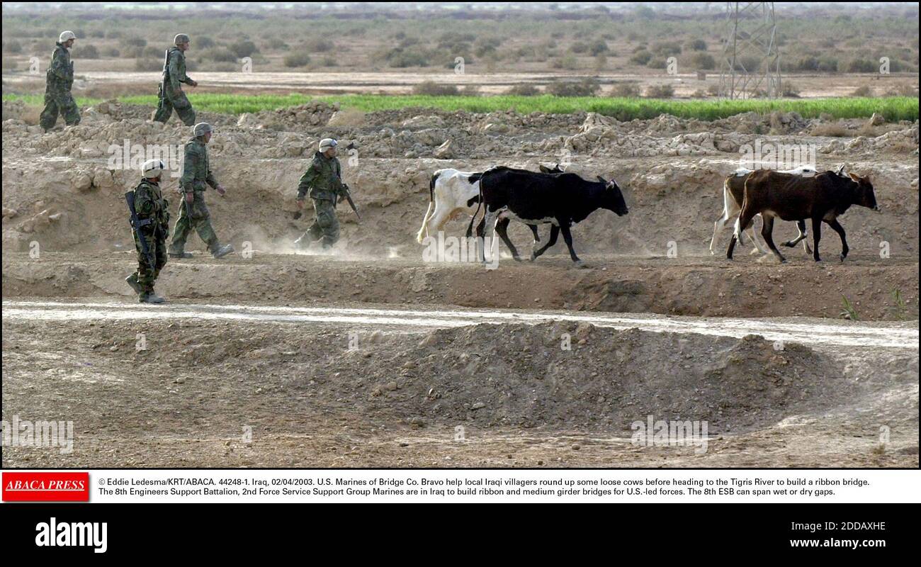 Militaires en service hi-res stock photography and images - Alamy