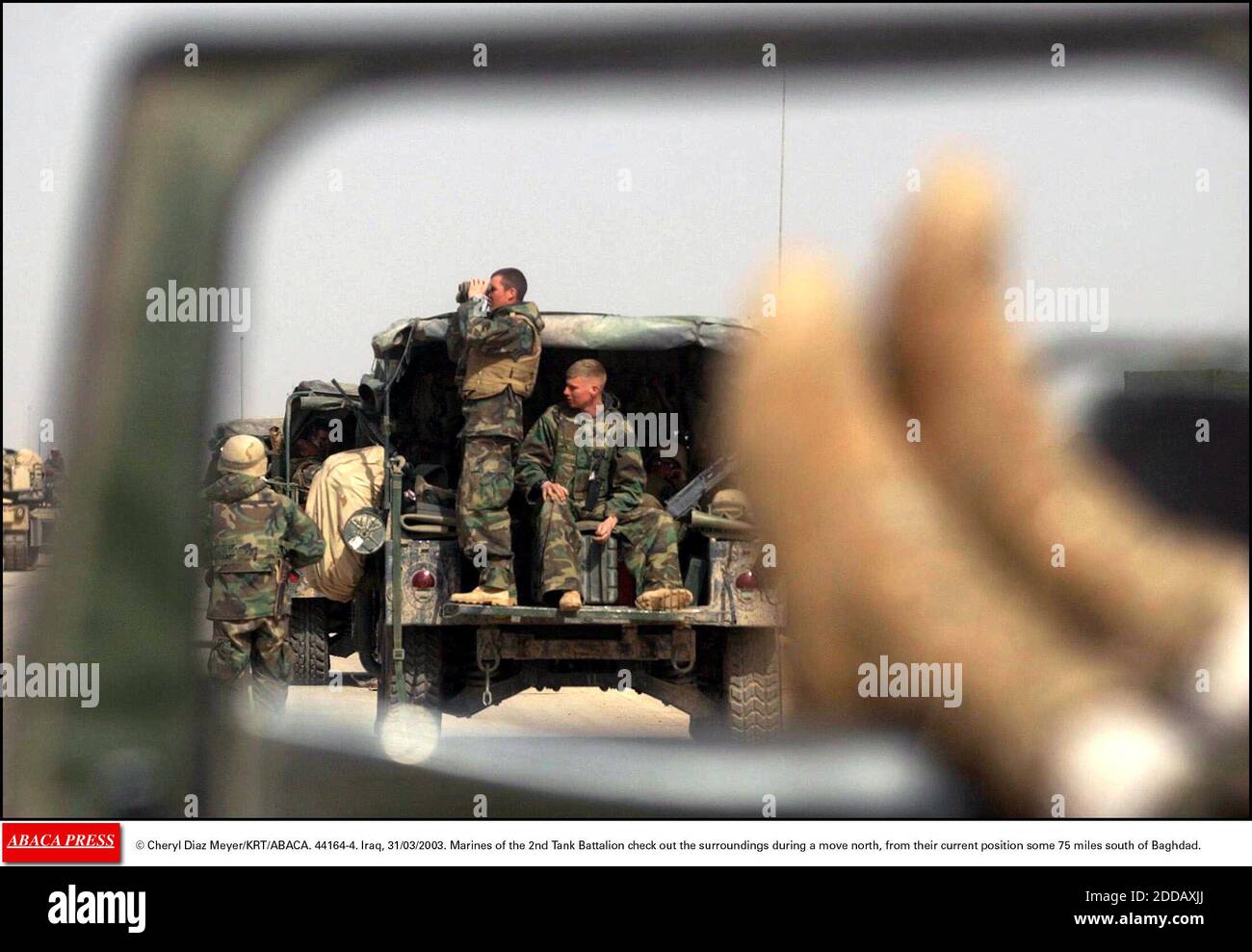 Iraq war 2003 tank hi-res stock photography and images - Alamy