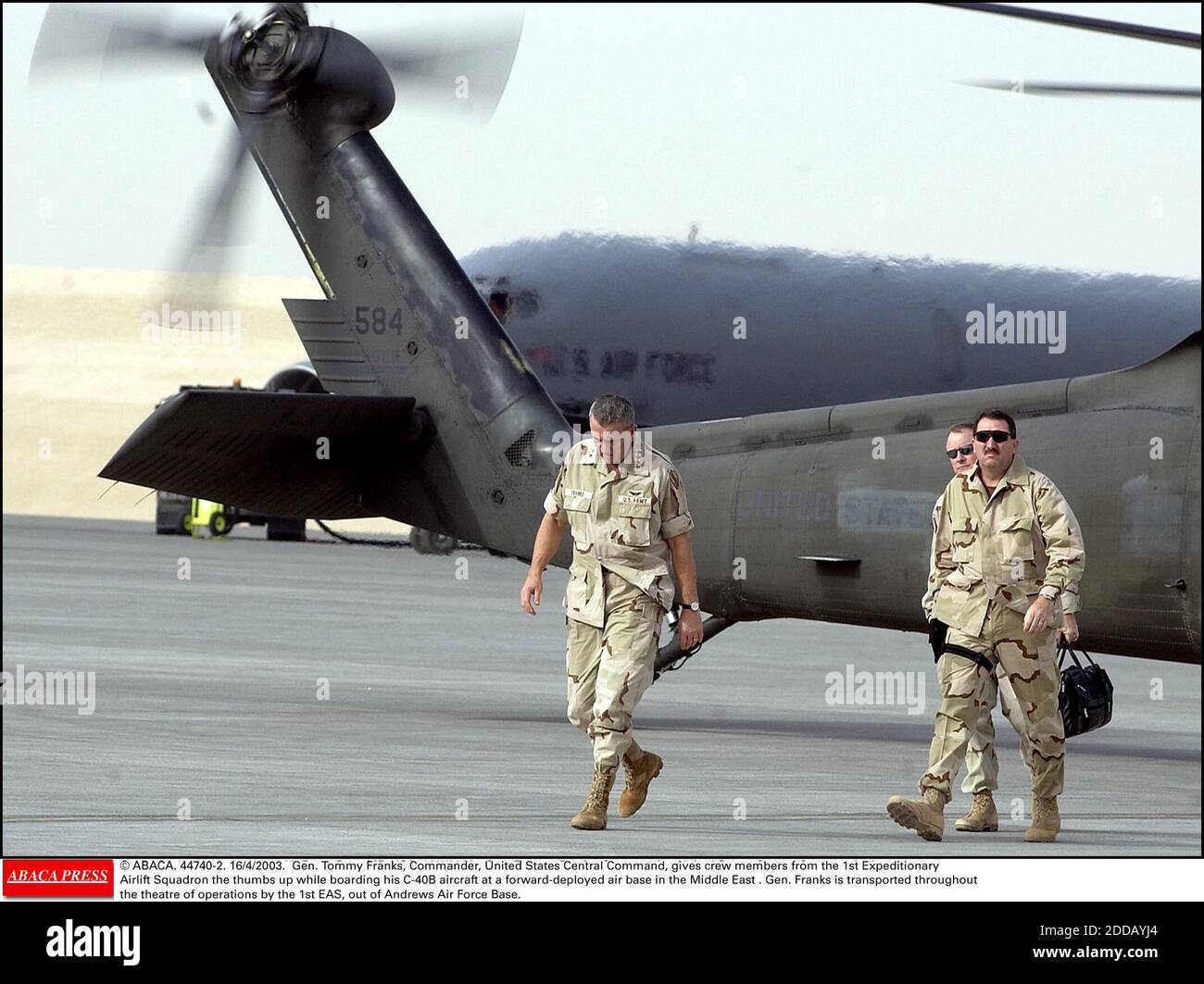 1st airlift squadron hi-res stock photography and images - Alamy