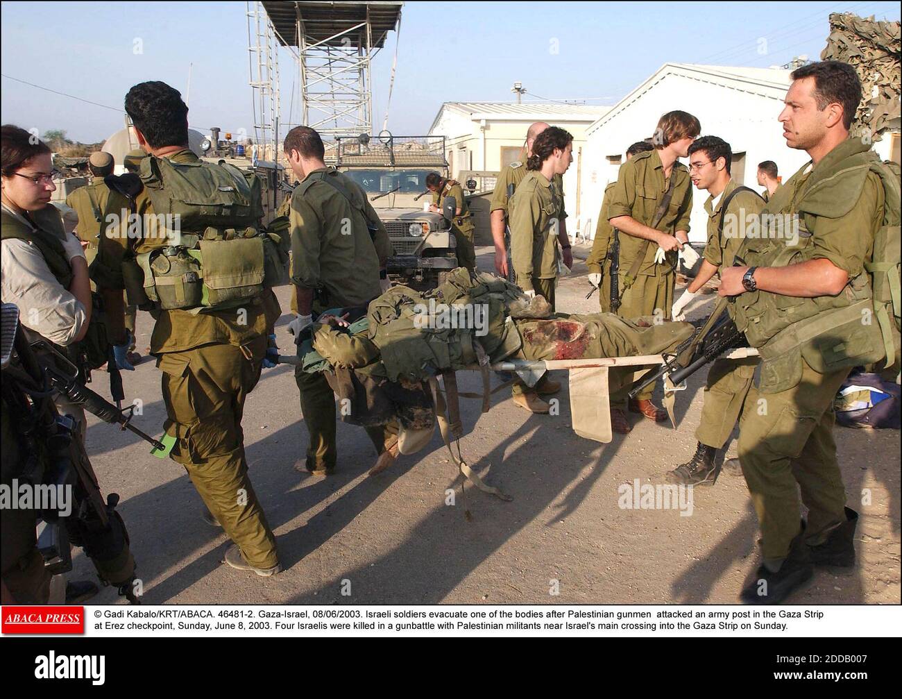 Israeli army checkpoint hi-res stock photography and images - Alamy