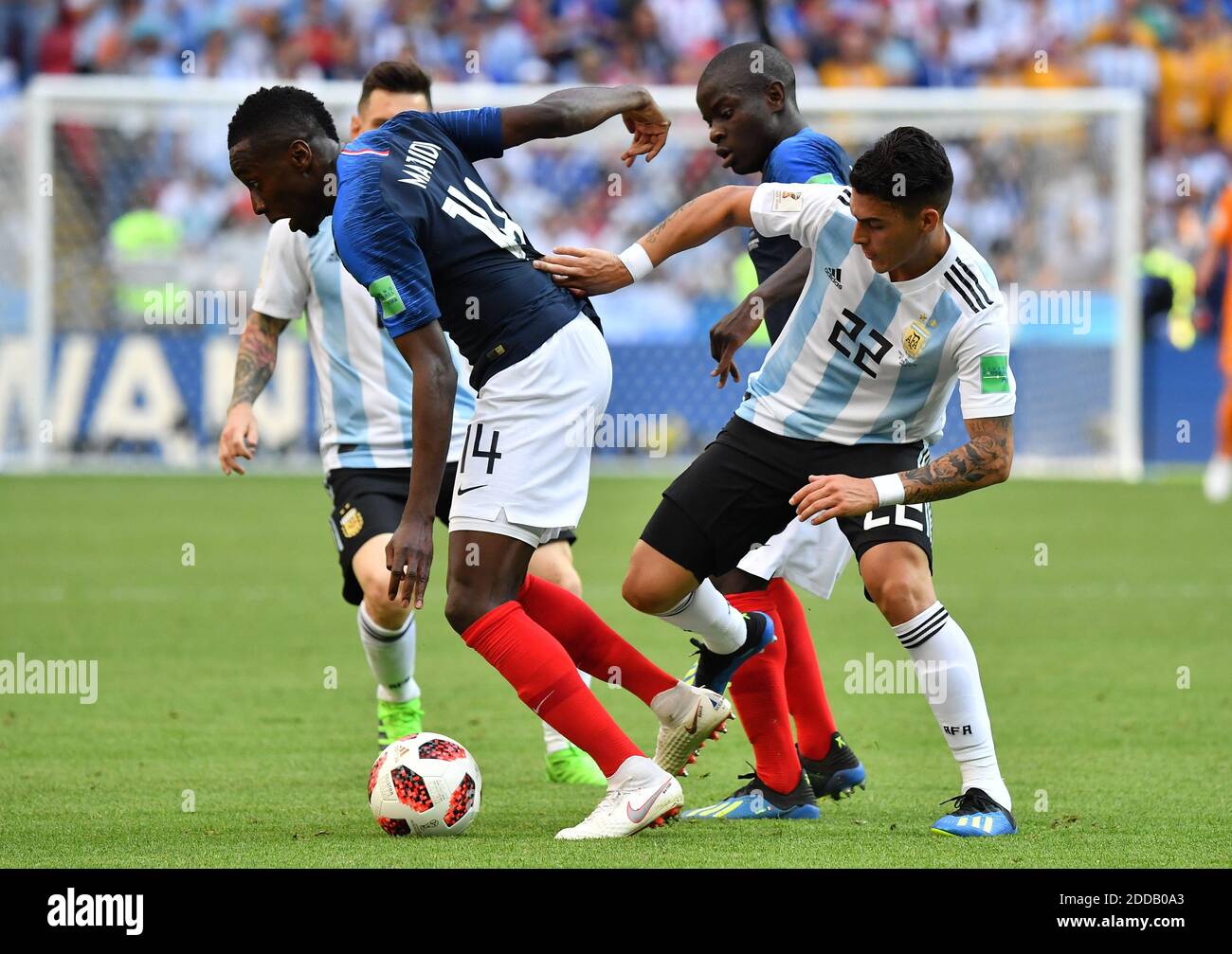 2018 world cup france v argentina hi-res stock photography and images ...