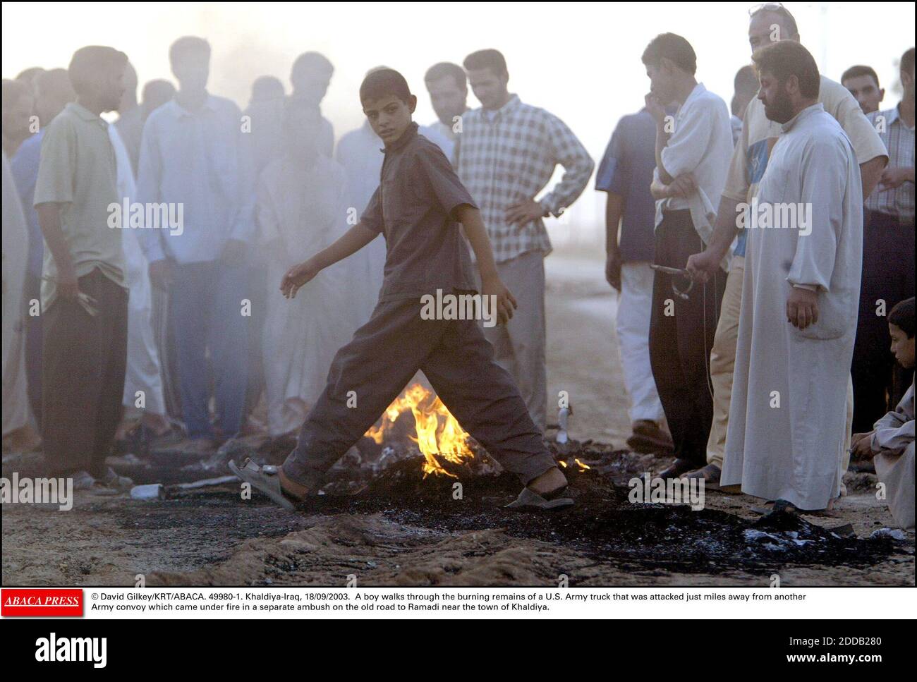 Iraq 2003 burning hi-res stock photography and images - Alamy