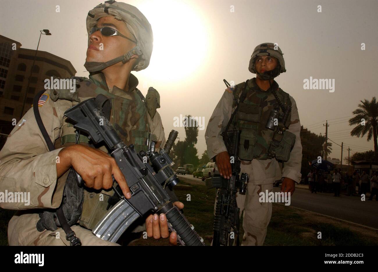 Us soldiers iraq 2003 hi-res stock photography and images - Alamy