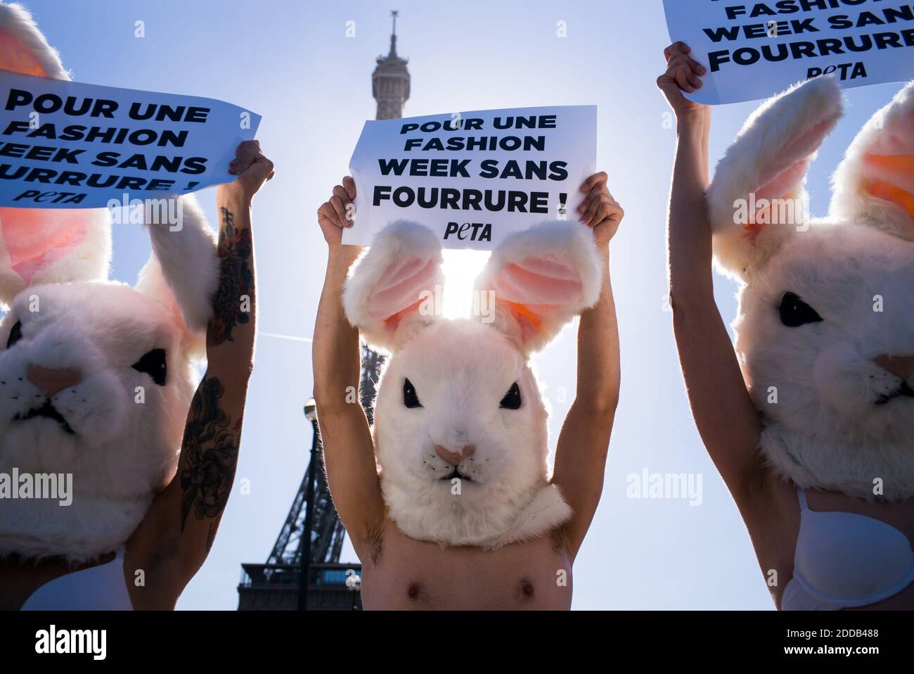 The PETA association gathered in Paris near the Eiffel Tower to ...