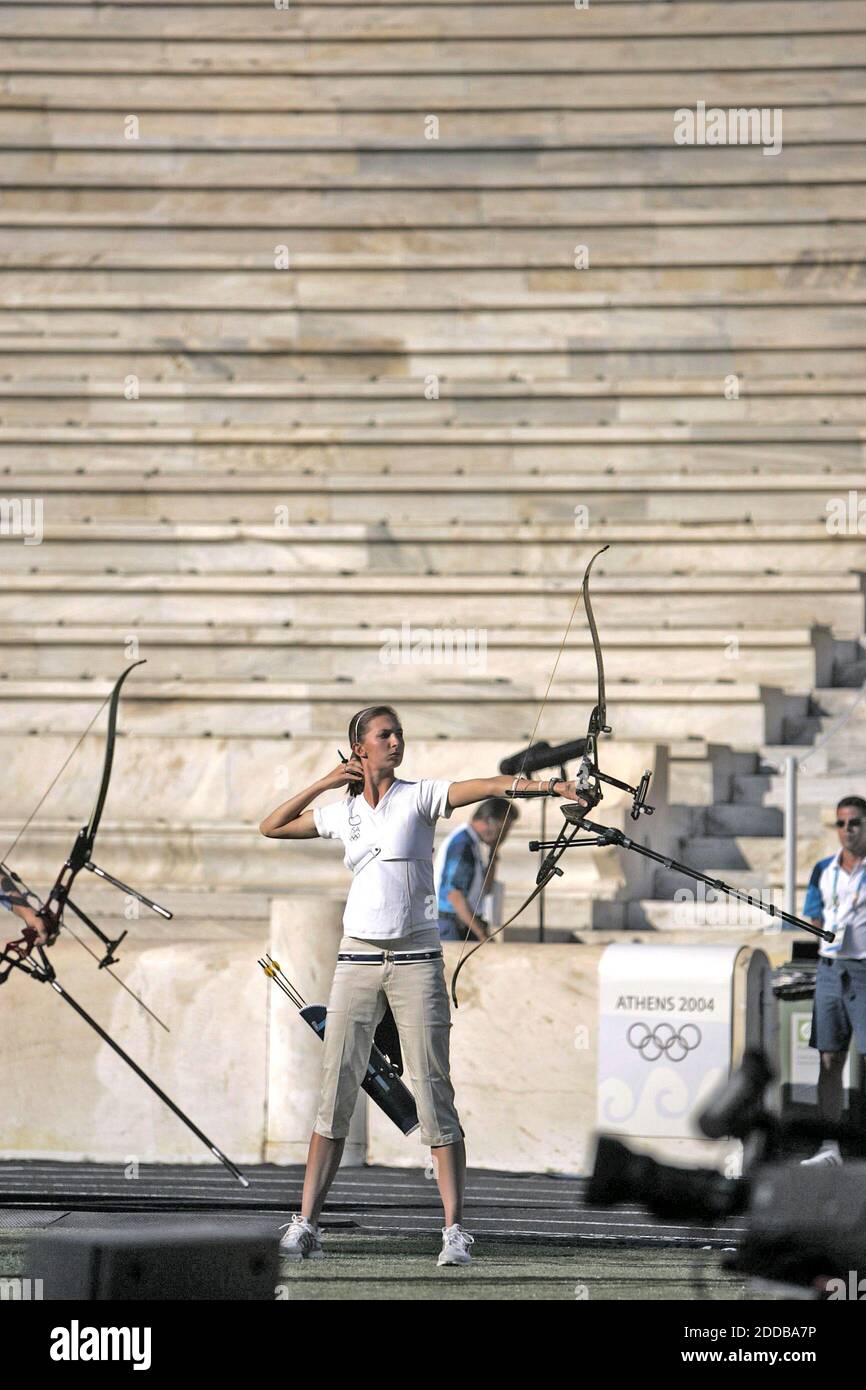 Jennifer nichols olympics hi-res stock photography and images - Alamy