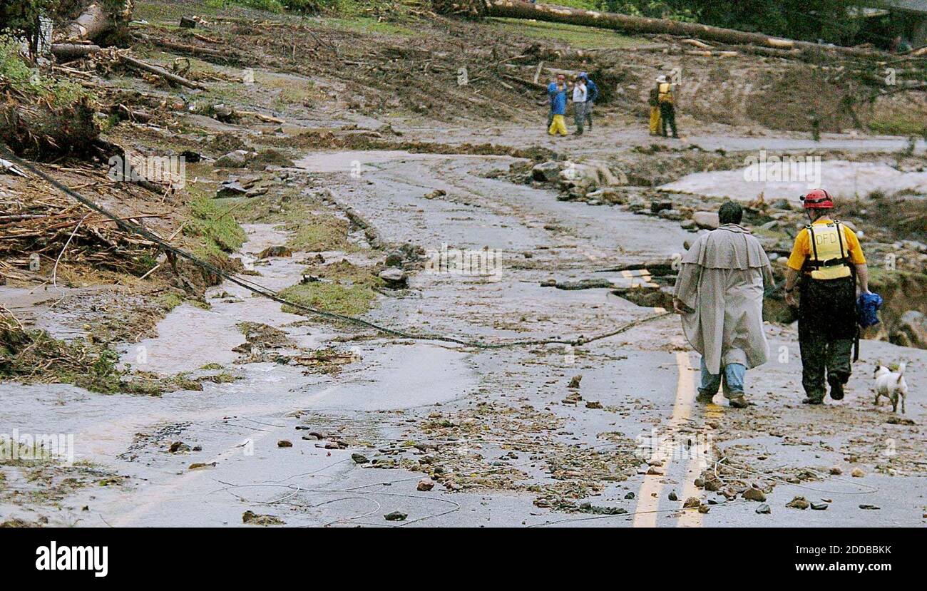 NO FILM, NO VIDEO, NO TV, NO DOCUMENTARY - Debbie Dills, left, is ...