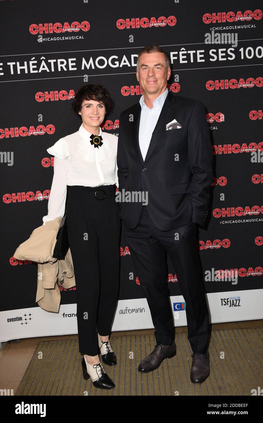 Bruno Gaccio and his wife arriving to the premiere of Chicago The ...