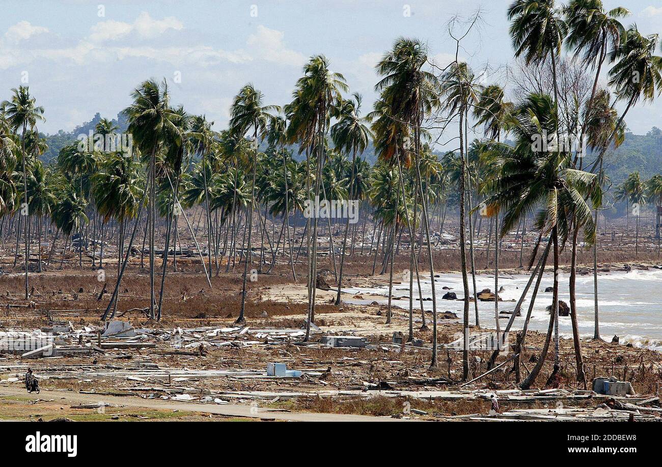 Sumatra, indonesia tsunami 2004 hi-res stock photography and images - Alamy